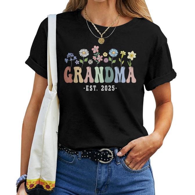 Grandma Flowers Groovy Retro Hippie Wildflower Mother's Day Women T ...