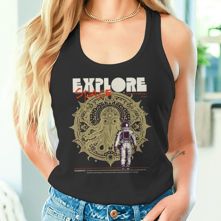 Explore Space Yog-Sothoth Encounter Unveil Cosmic Secrets Tank Top ...