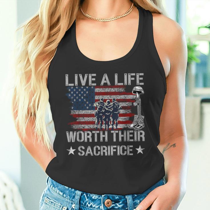 Live A Life Worth Their Sacrifice Veterans Day Tank Top - Monsterry