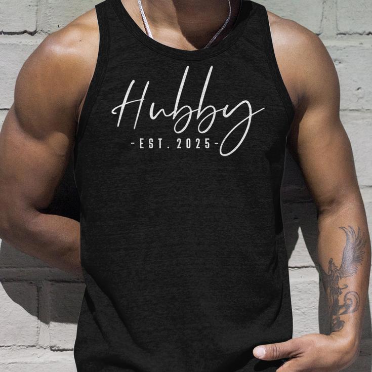 Hubby Est 2025 Just Married Honeymoon Husband Wedding Couple Tank Top ...