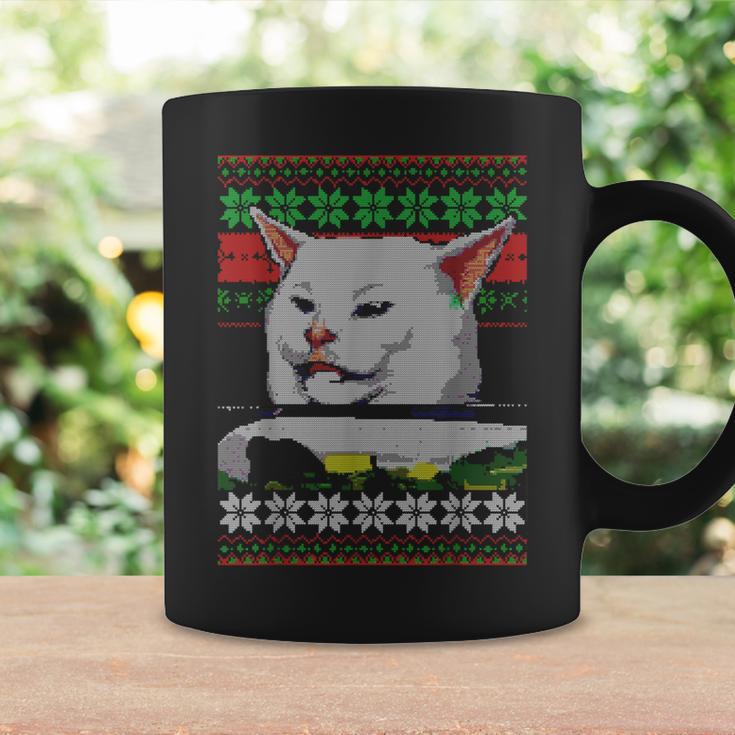 Meme De Gritando A Un Gato Suéter Navideño Hortera Taza de café - Regaloses