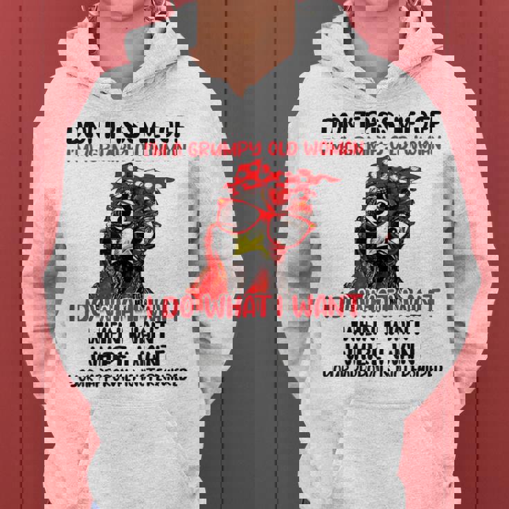 Chicken Don’t Piss Me Off I’m A Grumpy Old Woman Women's Hoodie - Monsterry