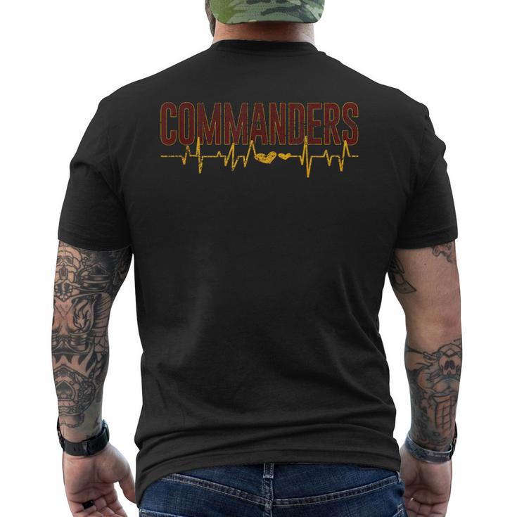 Vintage Commanders' Heart Beat Distressed Sports Spirit Men's T-shirt ...