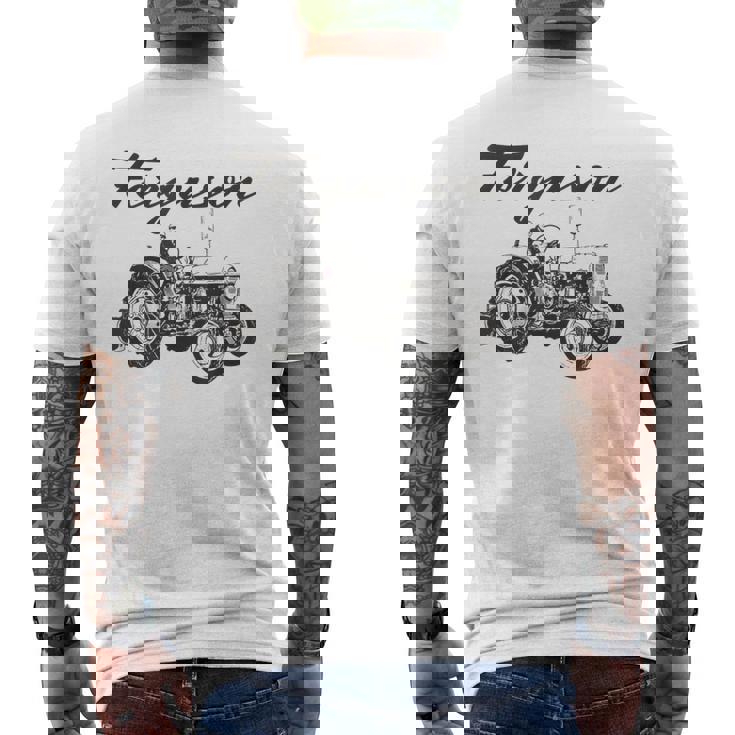 Vintage Te-20 Ferguson Tractor Vector Poster Men's T-shirt Back Print ...
