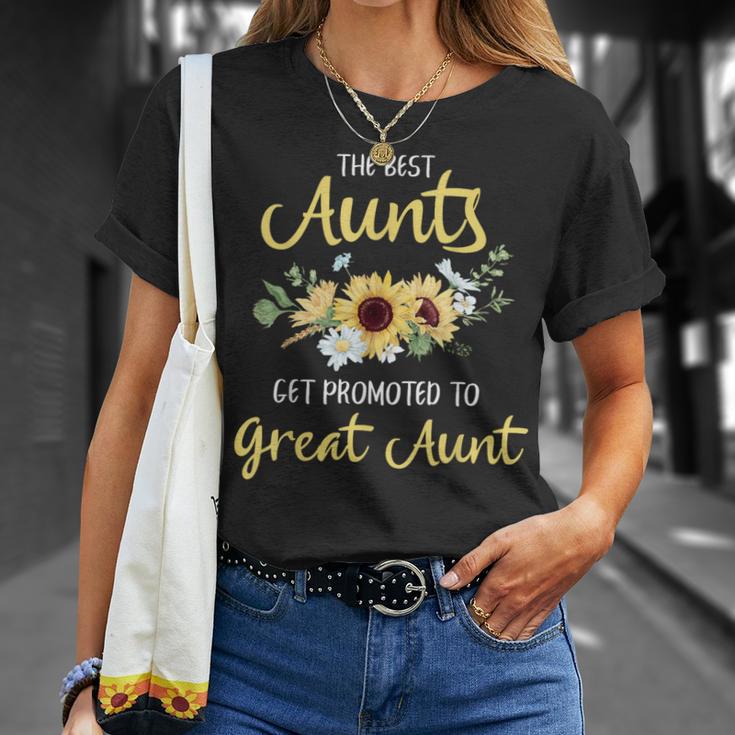 The Best Aunts Get Promoted To Great Aunt New Great Aunt T-Shirt ...