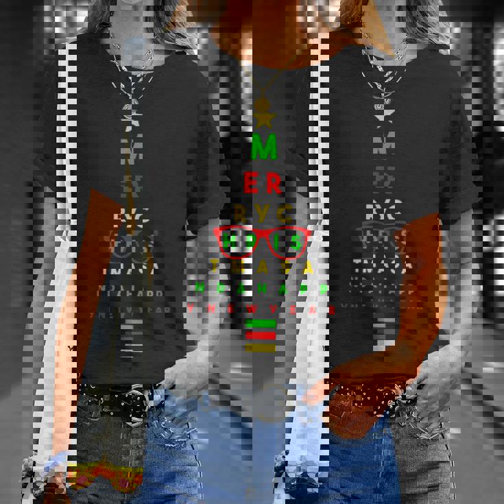 Optometrist Optician Christmas Tree Snellen Eye Test Glasses T-Shirt ...