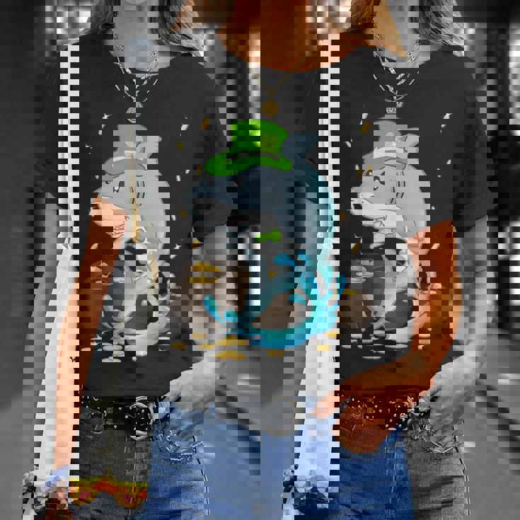 St Patricks Day Lucky Shark Leprechaun Green Shamrock Irish T-Shirt ...