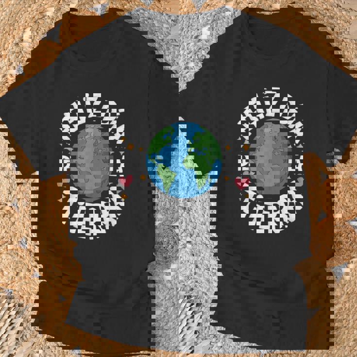 Feliz Dia De La Tierra Earth Day T-Shirt | Mazezy